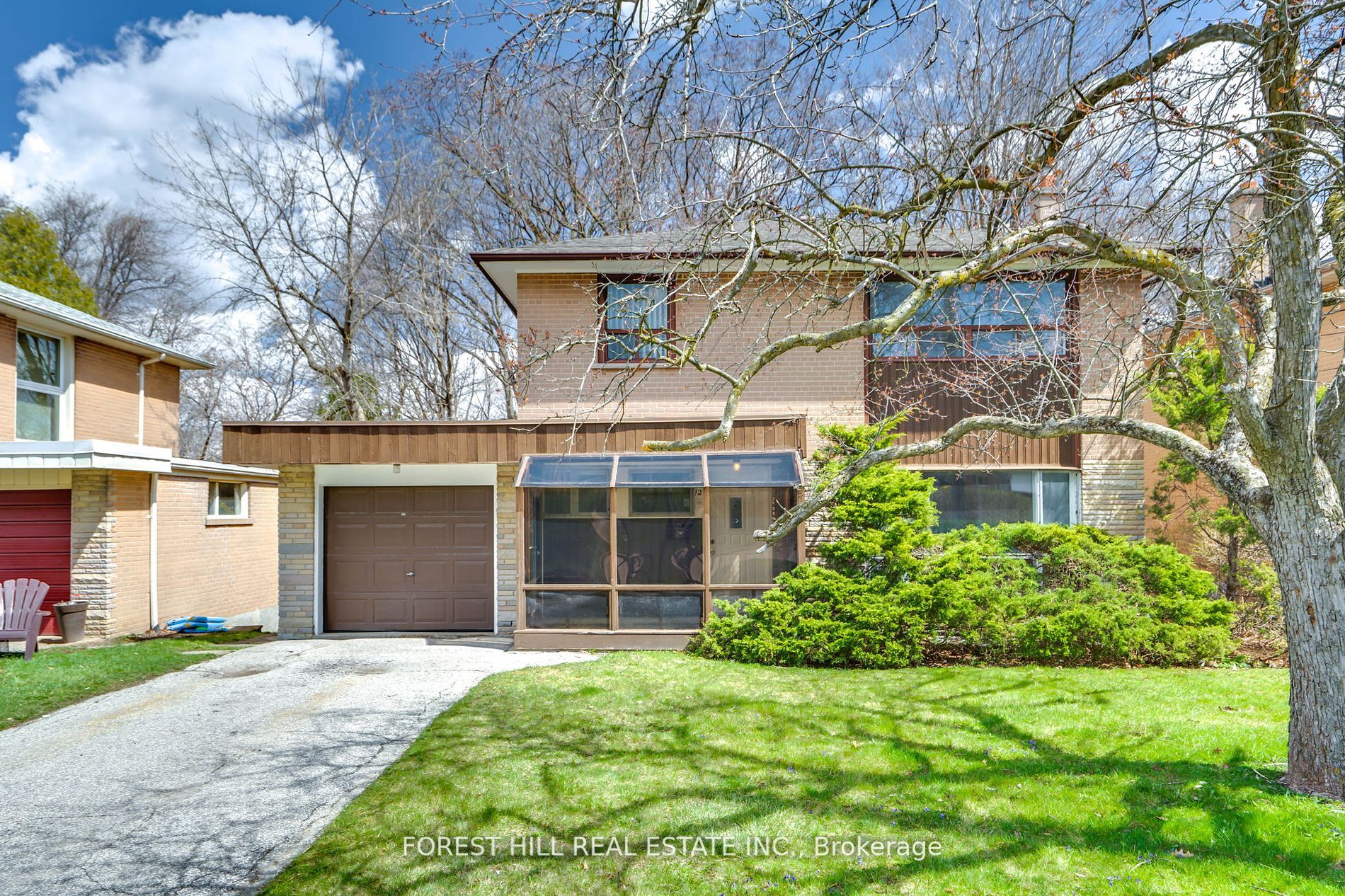 12 Overbrook Pl, North York, Ontario M3H4P2 Sold History | HouseSigma