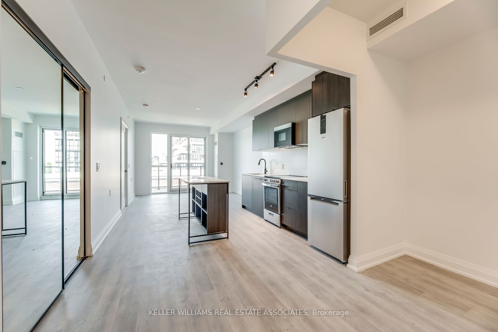 501 - 2369 Danforth Ave, Toronto, Ontario M4C0B1 Listing History ...