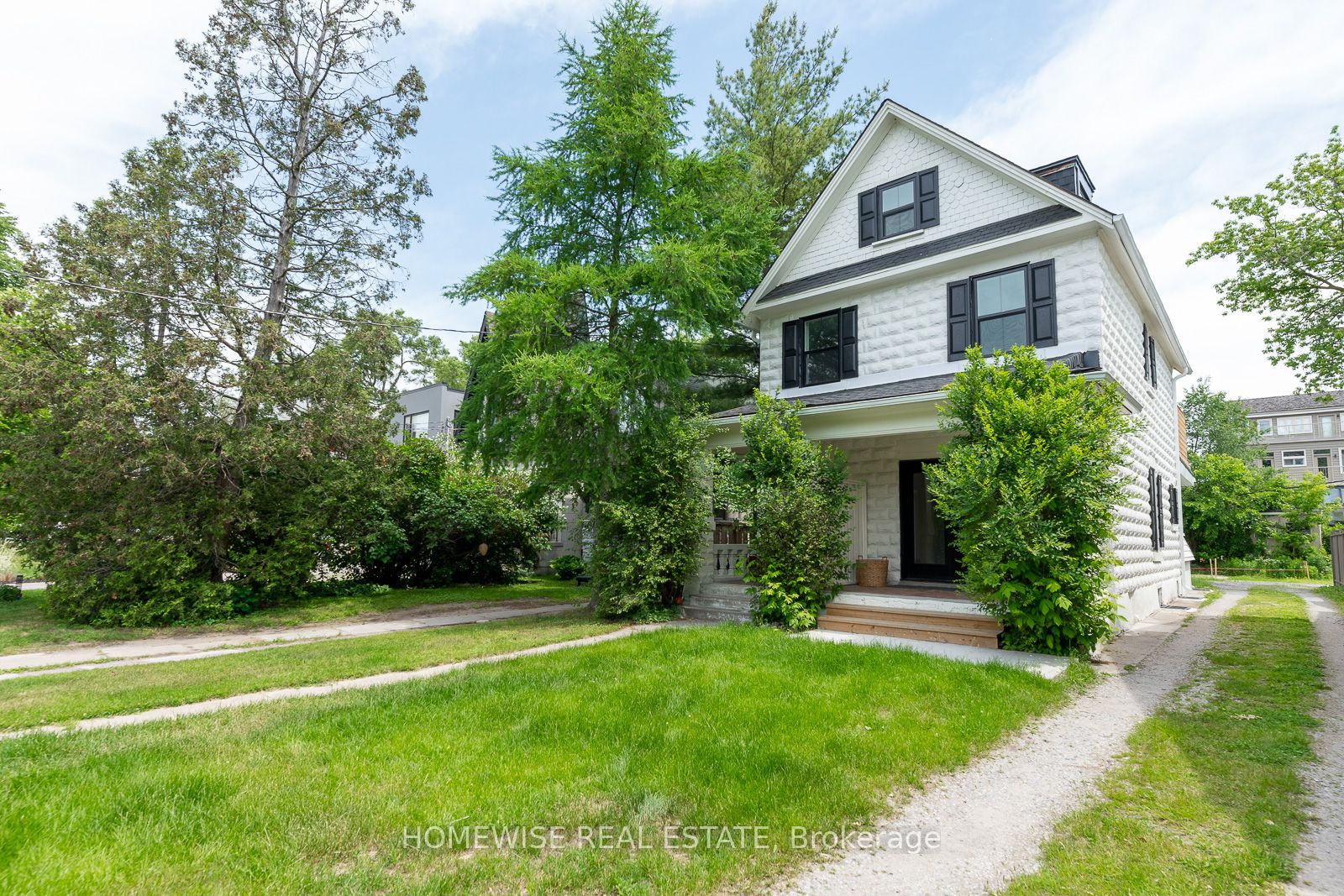 2 - 103 Malvern Ave, Toronto, Ontario M4E3E6 Listing History | HouseSigma