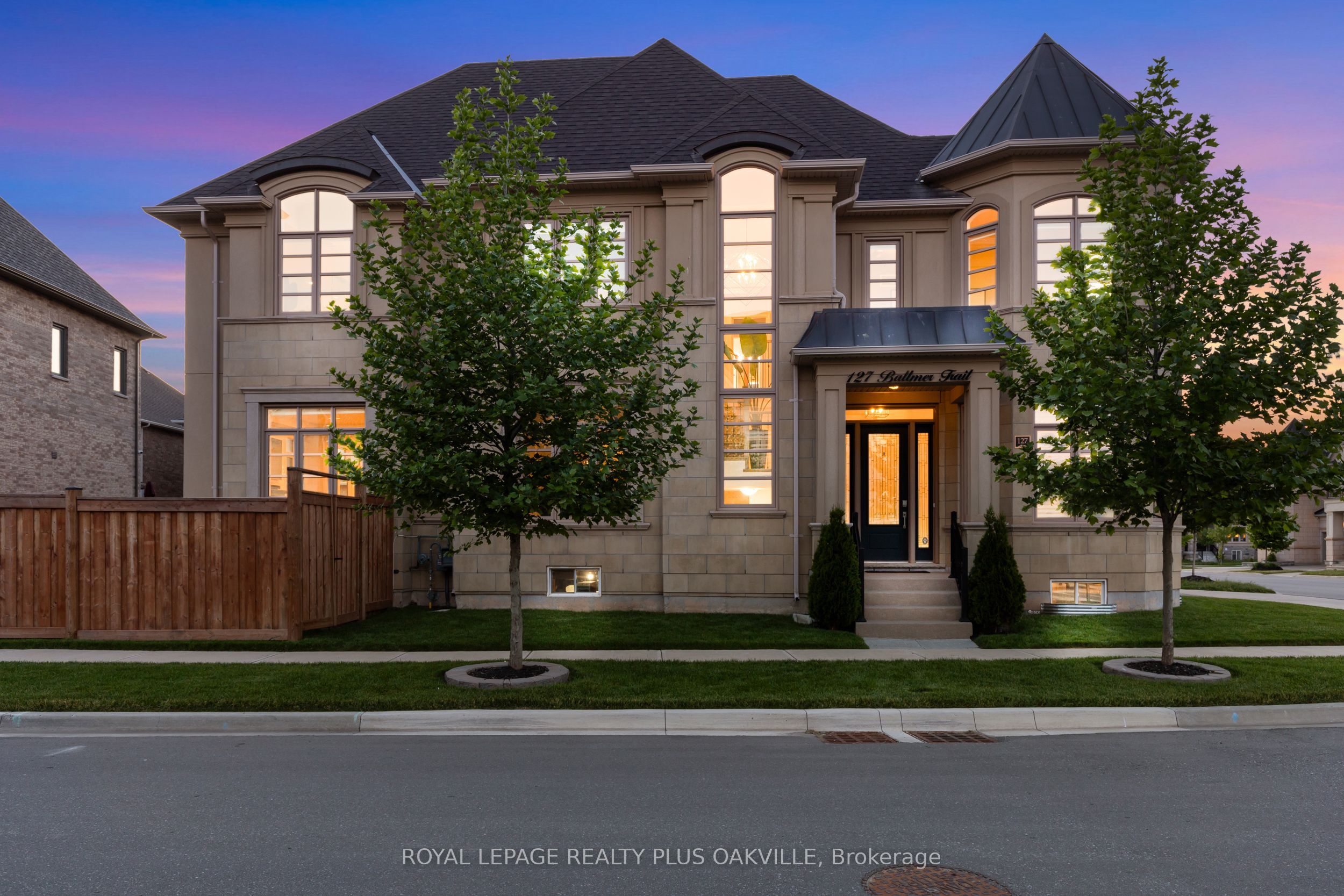 127 Ballmer Tr, Oakville, Ontario L6H0W1 Listing History | HouseSigma